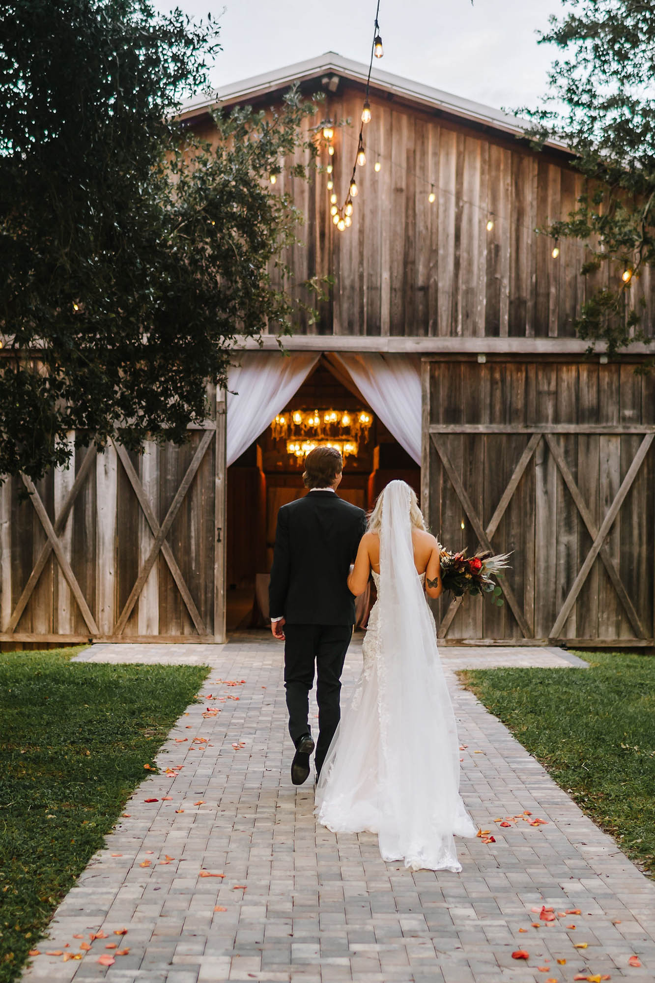The Venue At Mudge Ranch | Wedding & Event Venue | LaBelle, FL